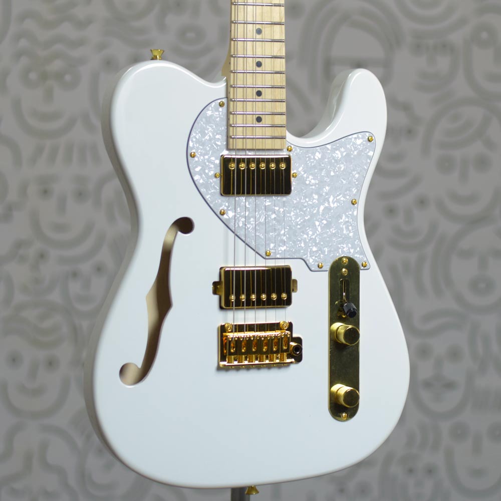 Guitarra Seizi Katana Kabuki Telecaster Thinline Black Gold :: Groover